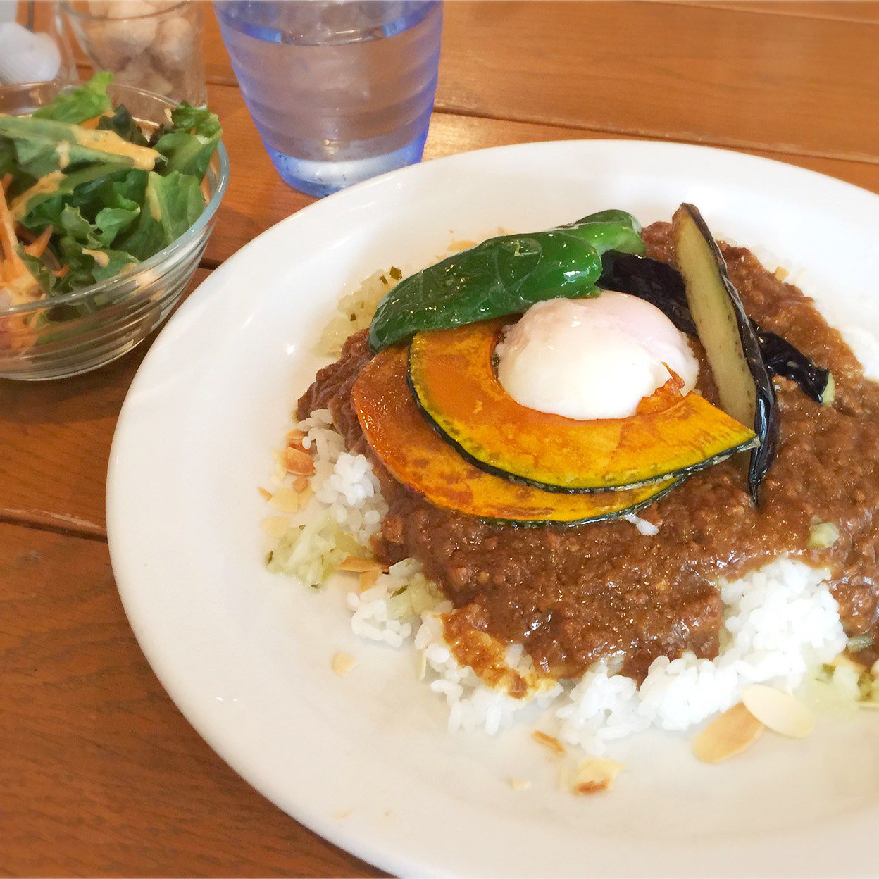 隠れ家カフェで過ごす“自分時間”。横浜「Lu’s CAFE」をご紹介 | RETRIP[リトリップ]