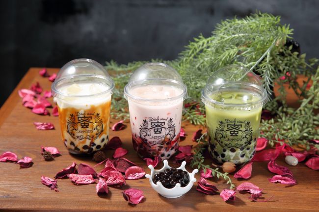 手ごね100%の生タピオカ。「Drink Stand 蜜 -MITSU-」赤坂にオープン | RETRIP[リトリップ]