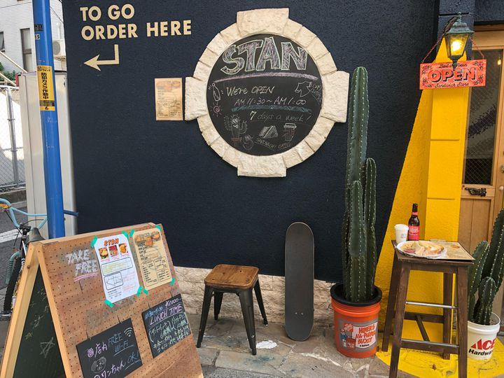 ホッと落ち着く“燻製サンド”。「STAN sandwich store」をご紹介 | くふうトリップ（旧RETRIP）