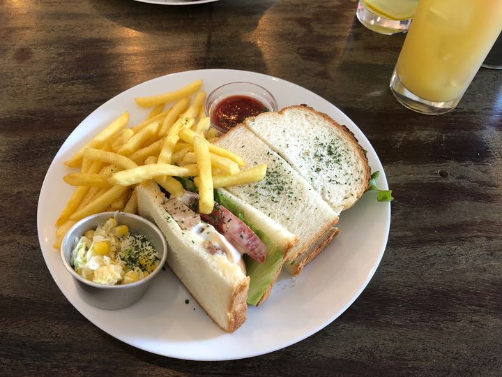 ホッと落ち着く“燻製サンド”。「STAN sandwich store」をご紹介 | くふうトリップ（旧RETRIP）