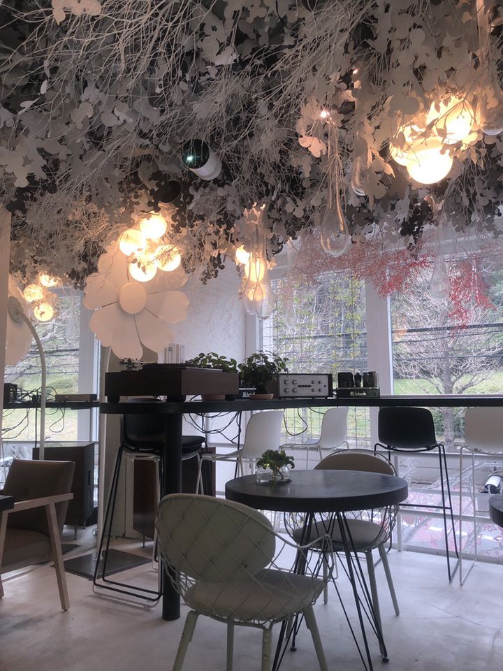 幻想的すぎる！食×アートの体験型レストラン「TREE BY NAKED」の魅力とは | RETRIP[リトリップ]